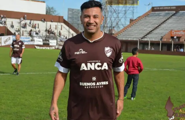Murió el ex jugador de Platense Mauricio Hanuch - Zona Norte Diario Online